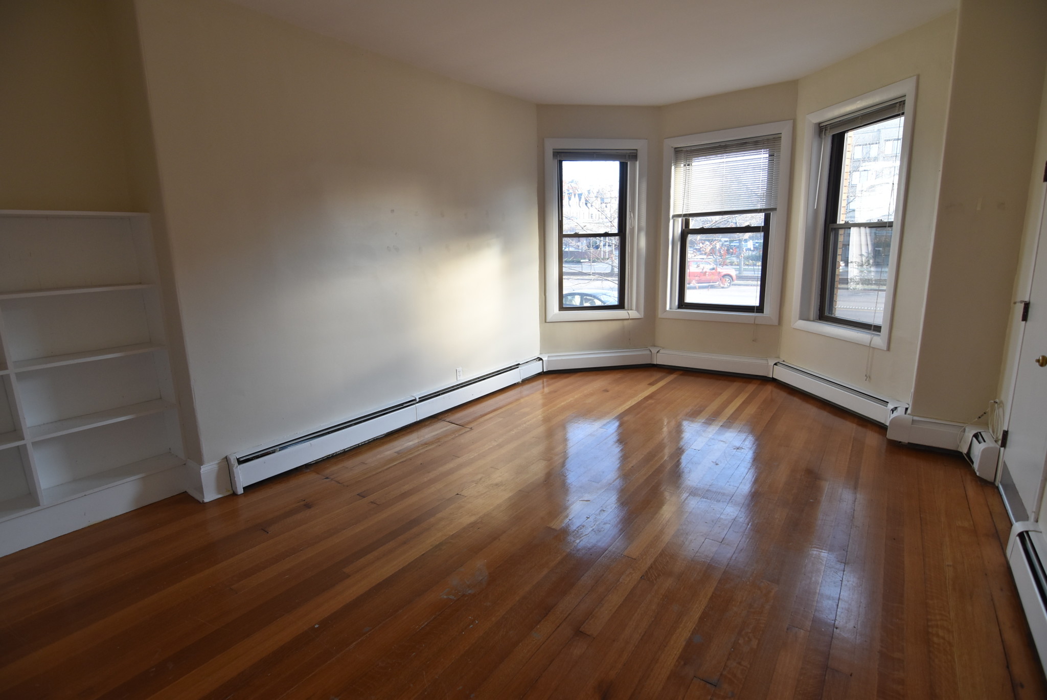 Beacon St., Brookline, MA 02445 #367283020 | Metro Realty